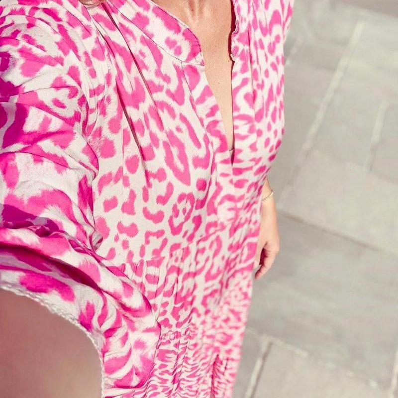 Abito con stampa leopardata Le Pink Chic – Risoluce